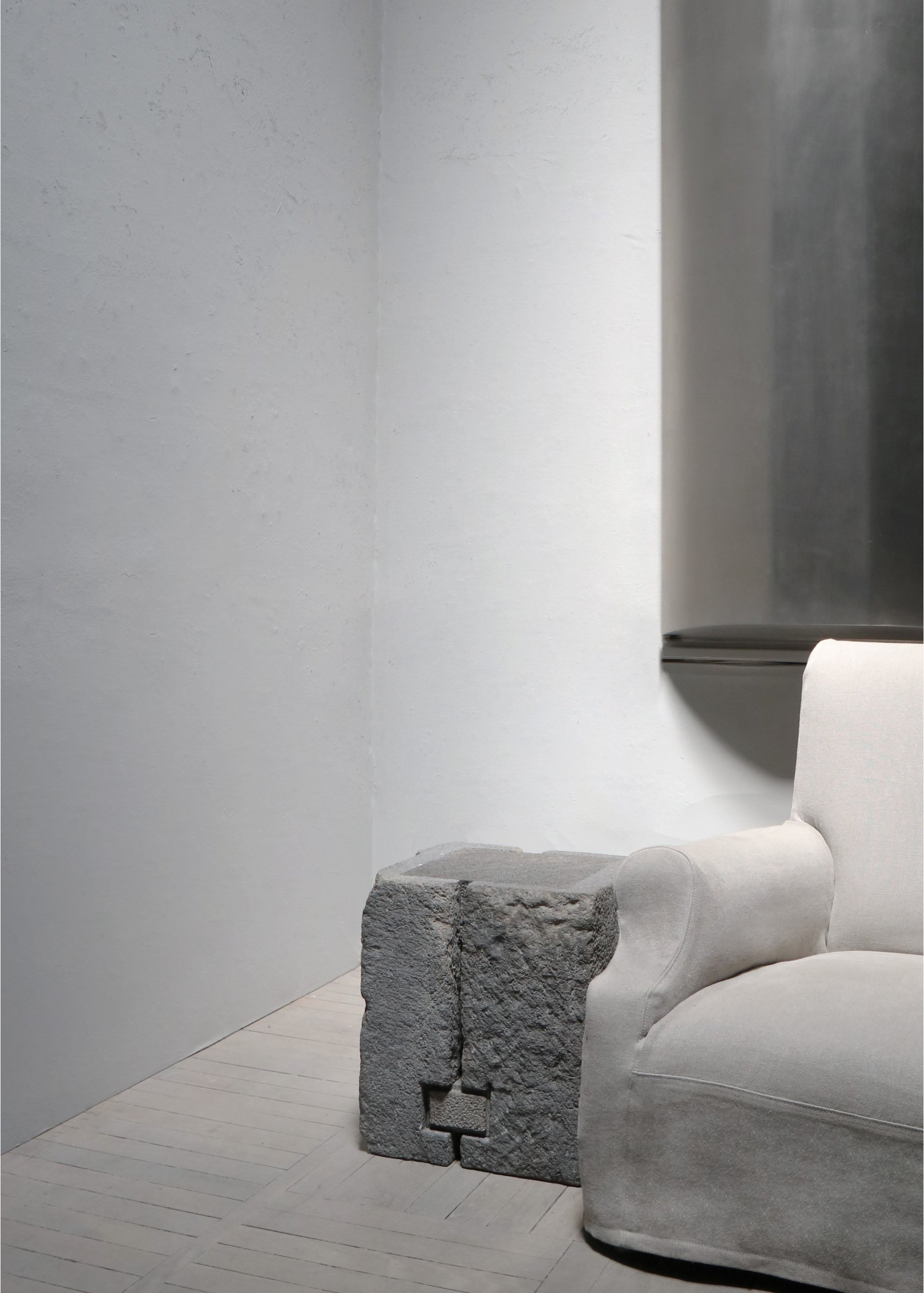 "ST-16 TABLE" BY MAVERICK LEE – Studio Oliver Gustav